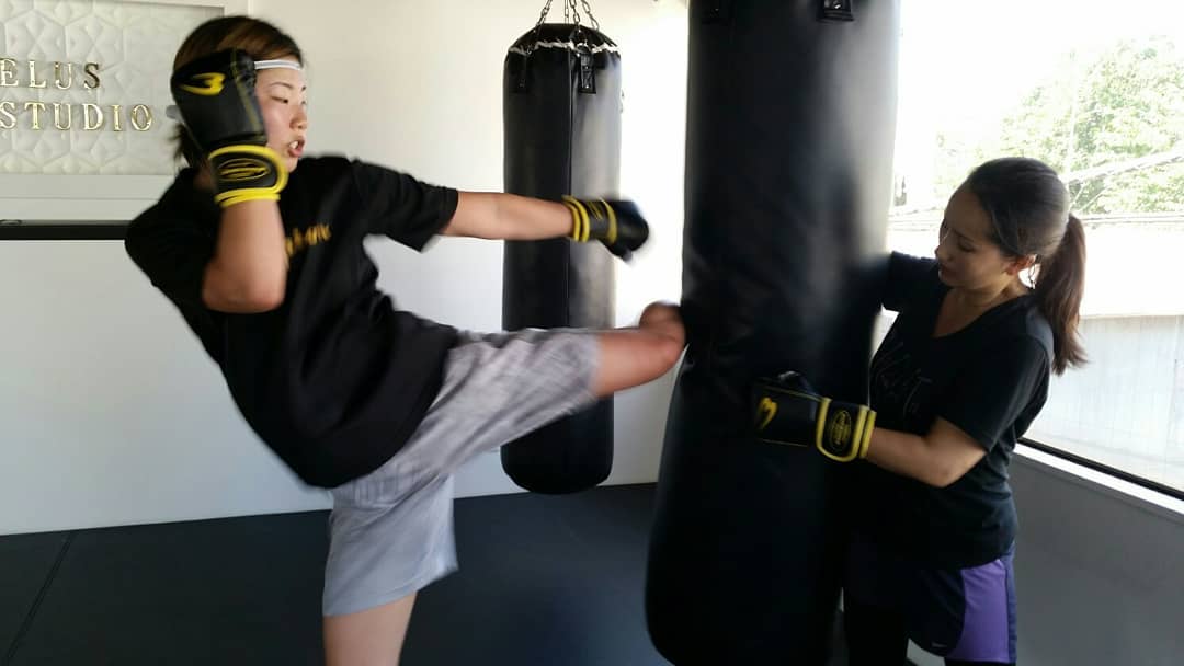 LIVELUS KICK STUDIO - マッスルナビっ！